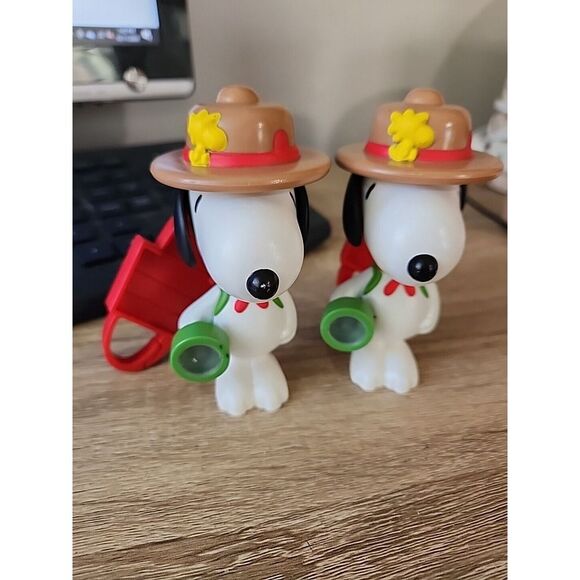 McDonald's | Toys | Mcdonalds Peanuts Snoopy Camper Flashlight Keychain ...